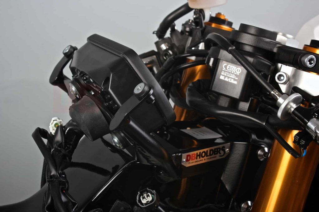 Yamaha R1 2015+ Fairing Bracket and Air Duct - Quick Lap Performance